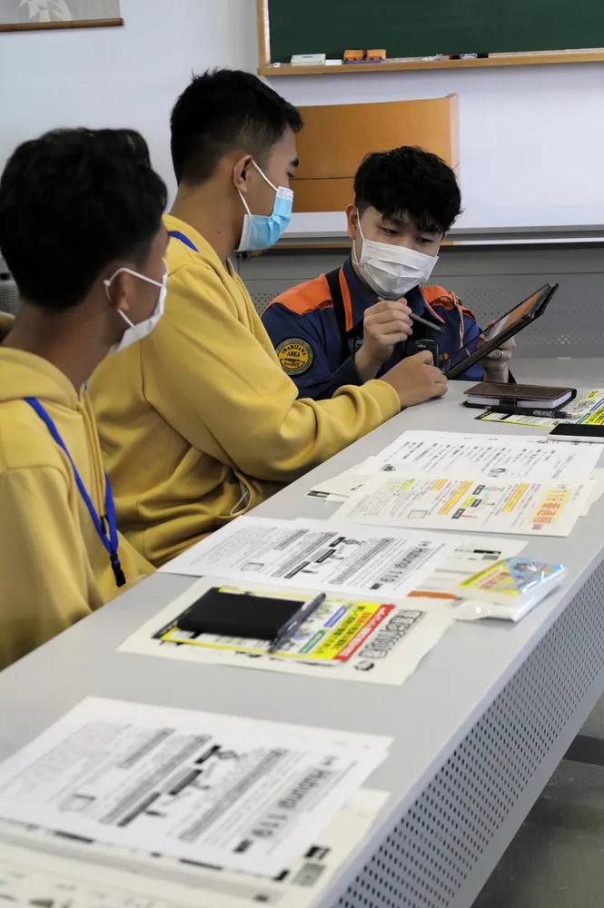 就労の外国人、119番学ぶ 岩見沢消防 通報手順の研修会：北海道新聞デジタル